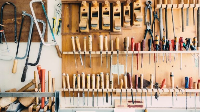 Cool DIY Projects for Men That are Ridiculously Awesome